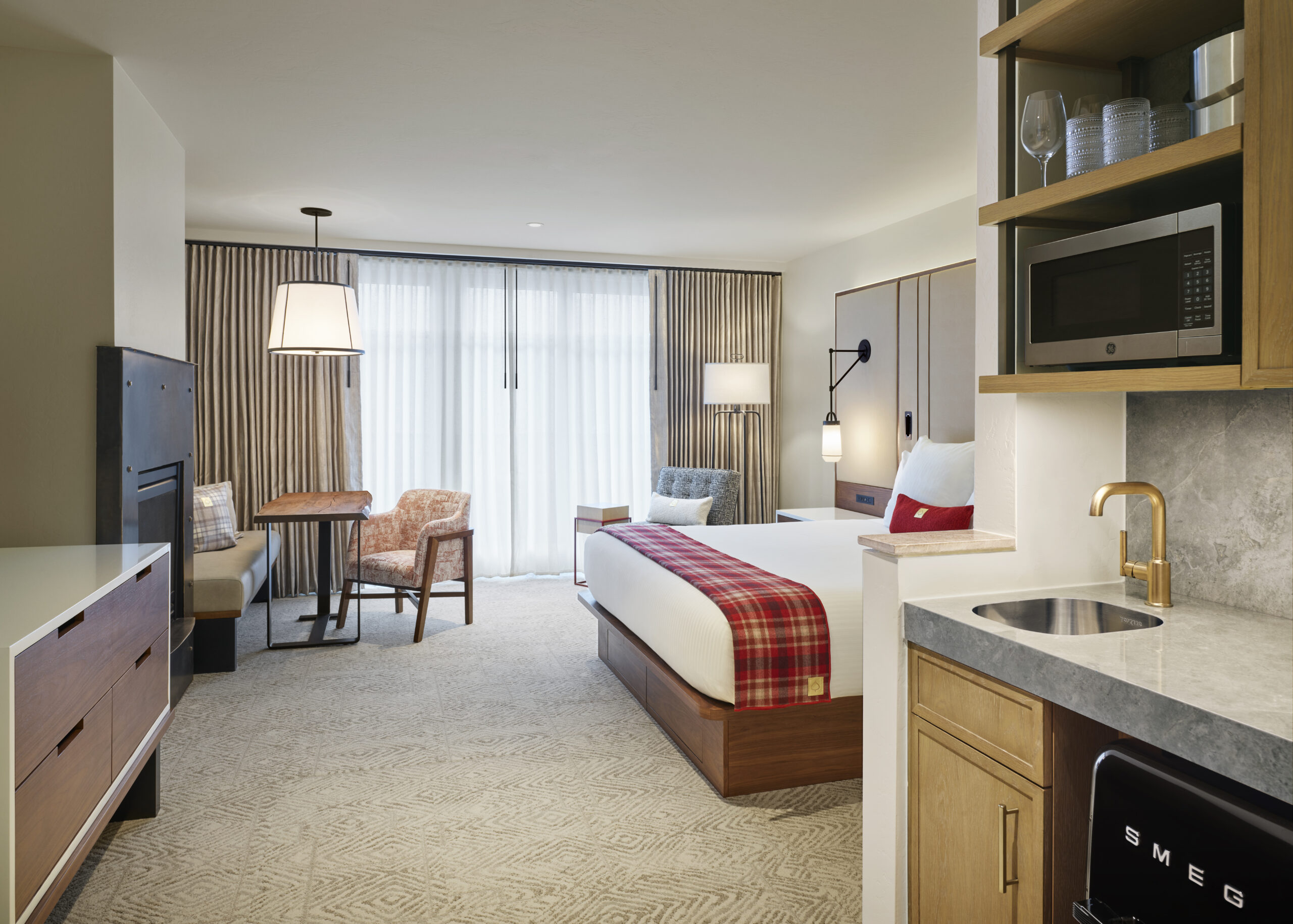 Limelight Hotel Aspen – Stonehill Taylor
