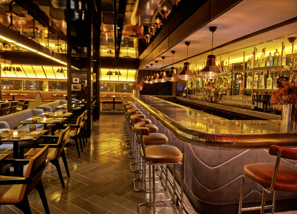Paramount Bar and Grill – Stonehill Taylor